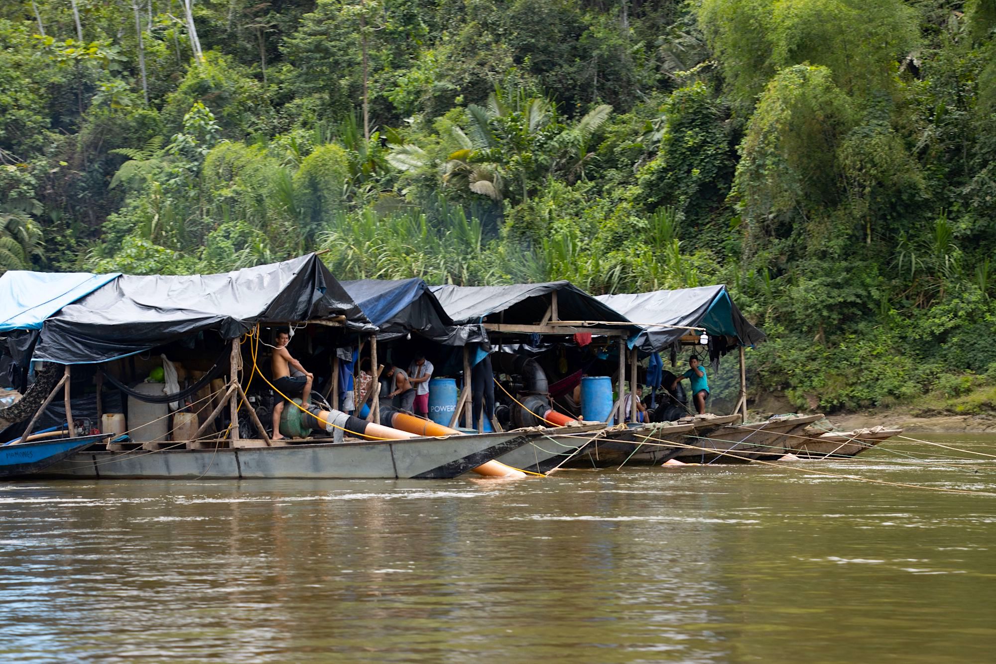 News of illegal gold mining informed and inspired police raids in Peru ...